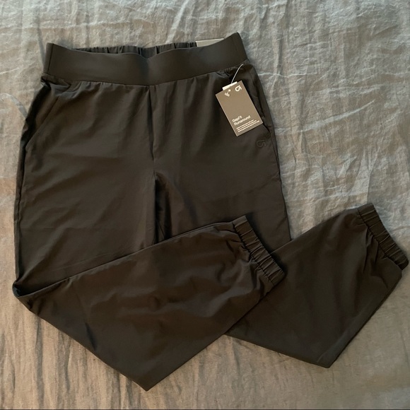 GAP | Pants & Jumpsuits | Nwt Gapfit Runaround Jogger | Poshmark